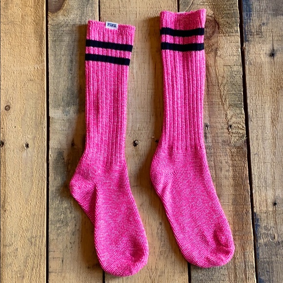 PINK Victoria's Secret | Shoes | Euc Pink Victoria Secrets Tube Socks ...